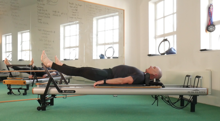 Reformer: Footwork Wide V | Birmingham Pilates Studios