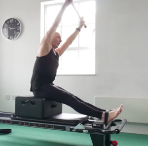 Reformer: Short Box Series Side to Side | Birmingham Pilates Studios